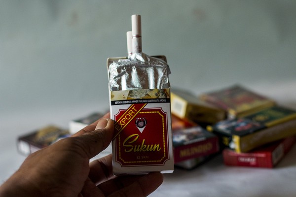 CARA MEMBUAT ASBAK DARI BUNGKUS ROKOK – Bungkus Rokok